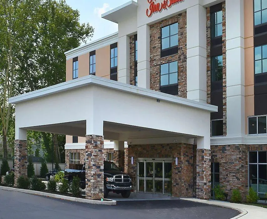 HAMPTON INN & SUITES PHILADELPHIA/MEDIA | BOOK NOW & SAVE ON YOUR STAY ...